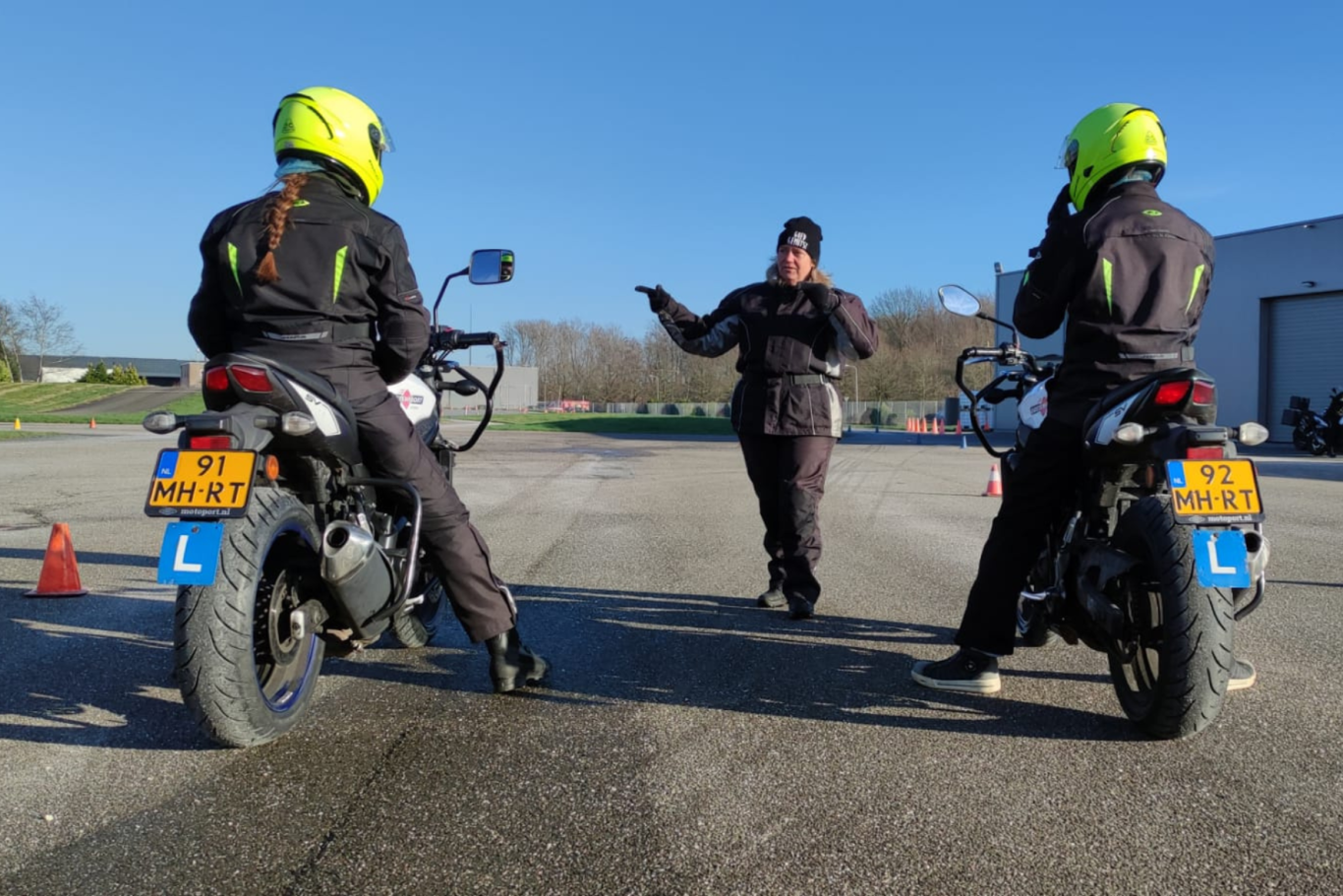 Motorrijbewijs en Leeftijd – A1, A2 & A Uitleg | Oosterpoort